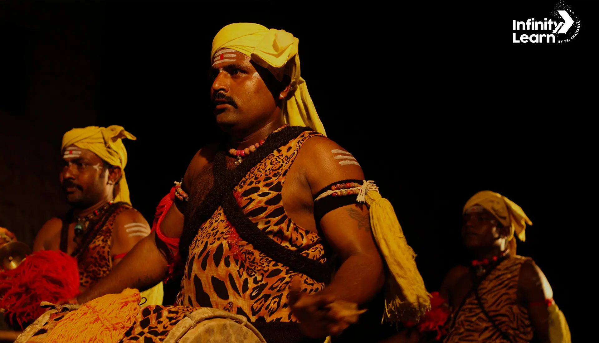 7 Famous Forms of Karnataka Traditional Dance | IL